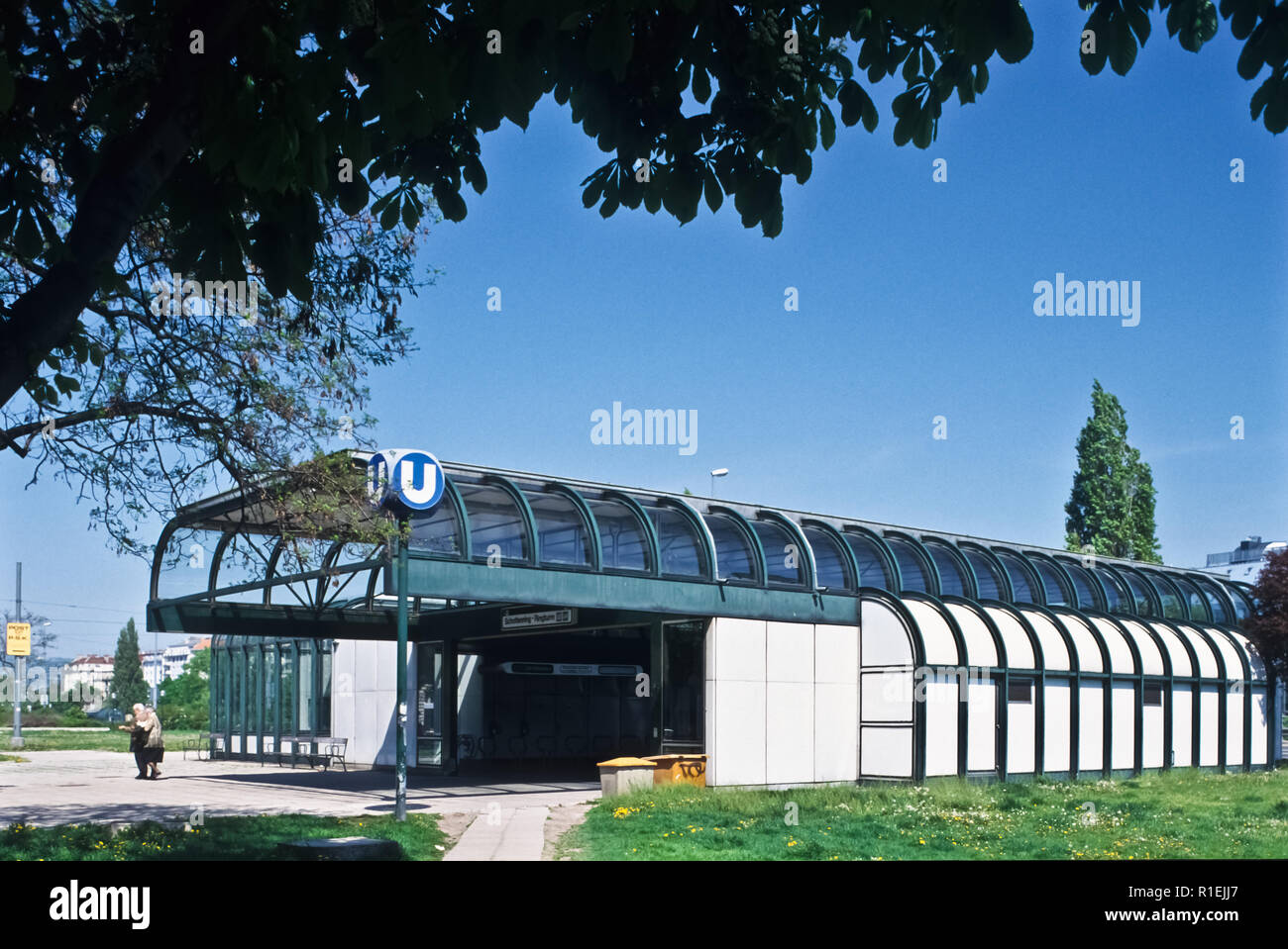 Wien, U-Bahn-Linie U2 und U4, Station Schottenring - Vienna, Subway ...