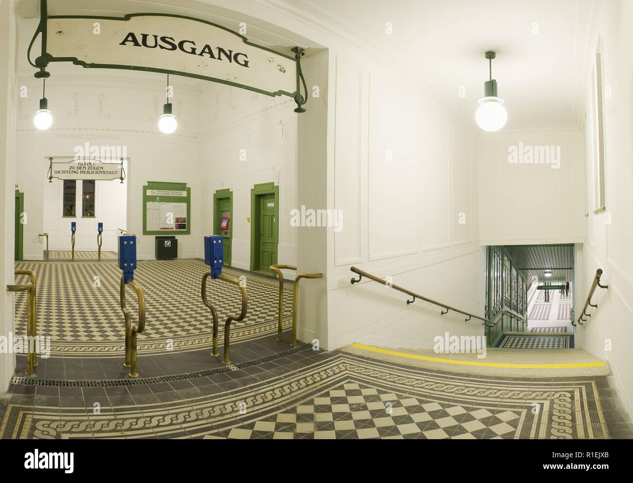 Wien, Stadtbahnstation Schönbrunn von Otto Wagner - Vienna, Stadtbahn ...