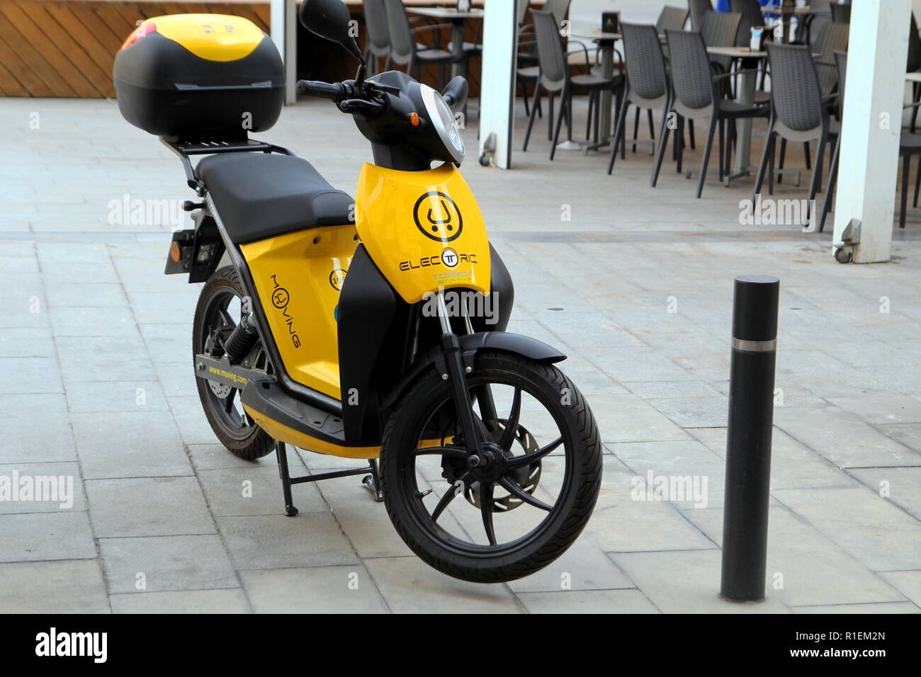 Mopeds spain hi-res stock photography and images - Alamy