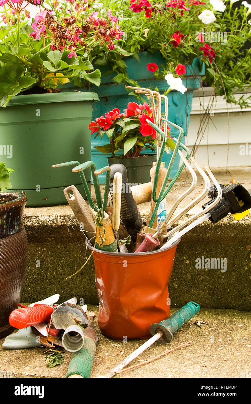 Worn out tools hi-res stock photography and images - Alamy