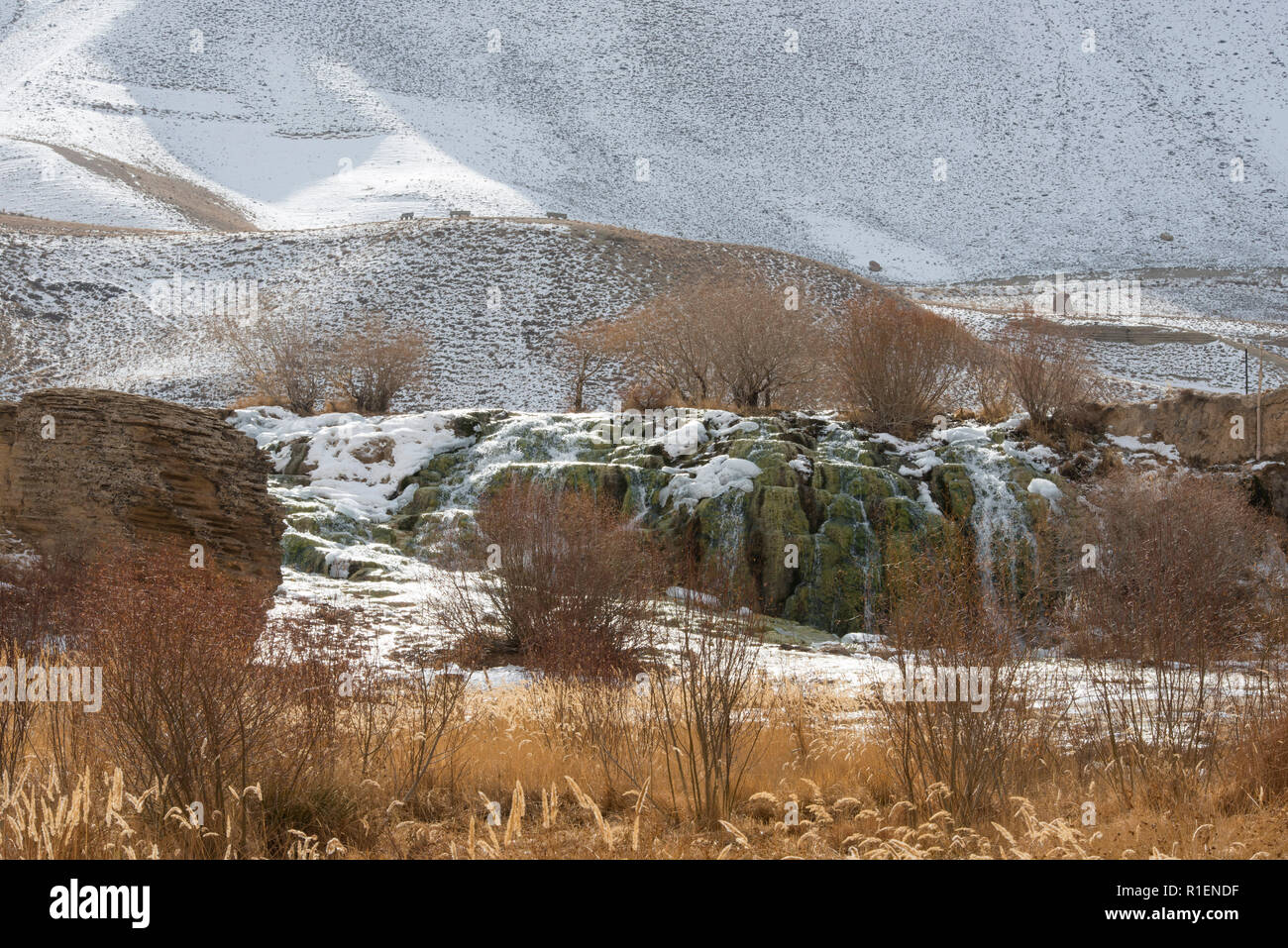 Winter in afghanistan cold hi-res stock photography and images - Alamy