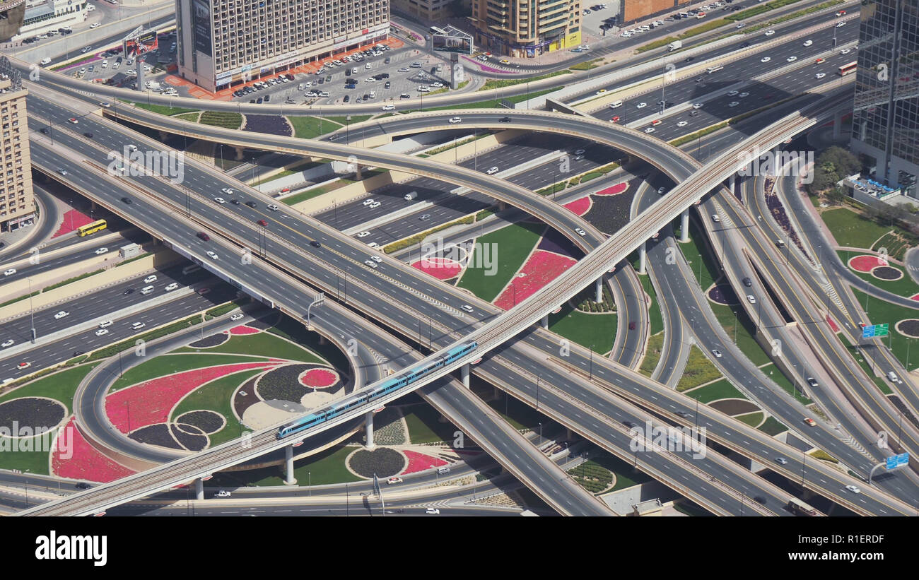 Modern multi level road junctions hi-res stock photography and images ...