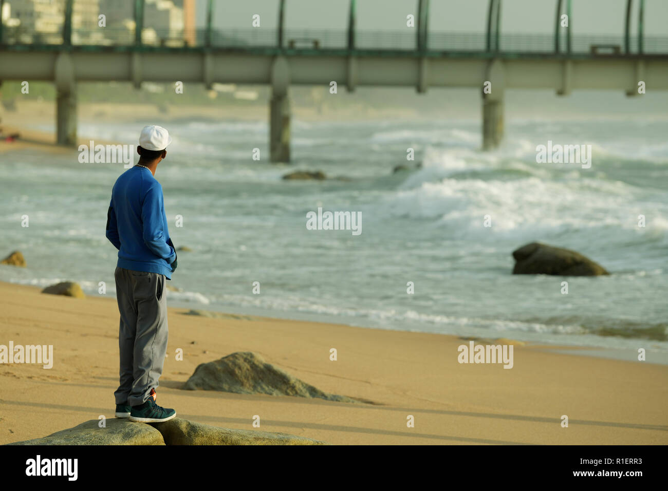 Man motionless hi-res stock photography and images - Alamy