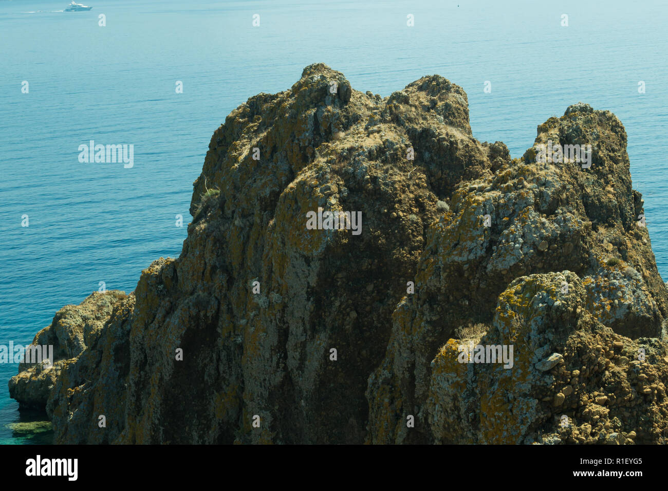 Mountain and sea. rocky cliff background Stock Photo - Alamy