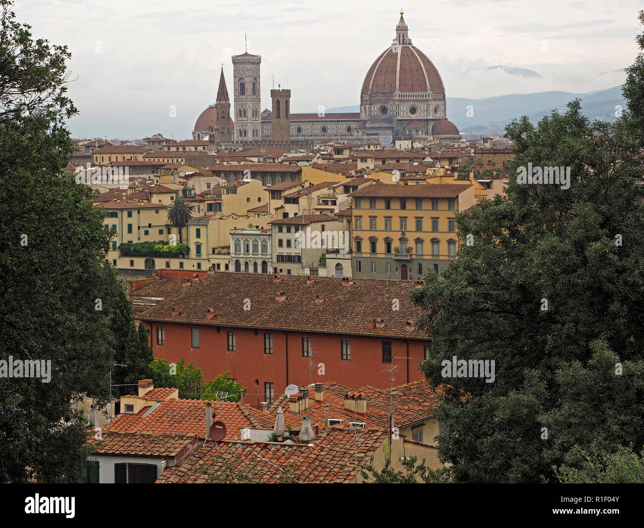 Cattedrale di san miniato hi-res stock photography and images - Alamy