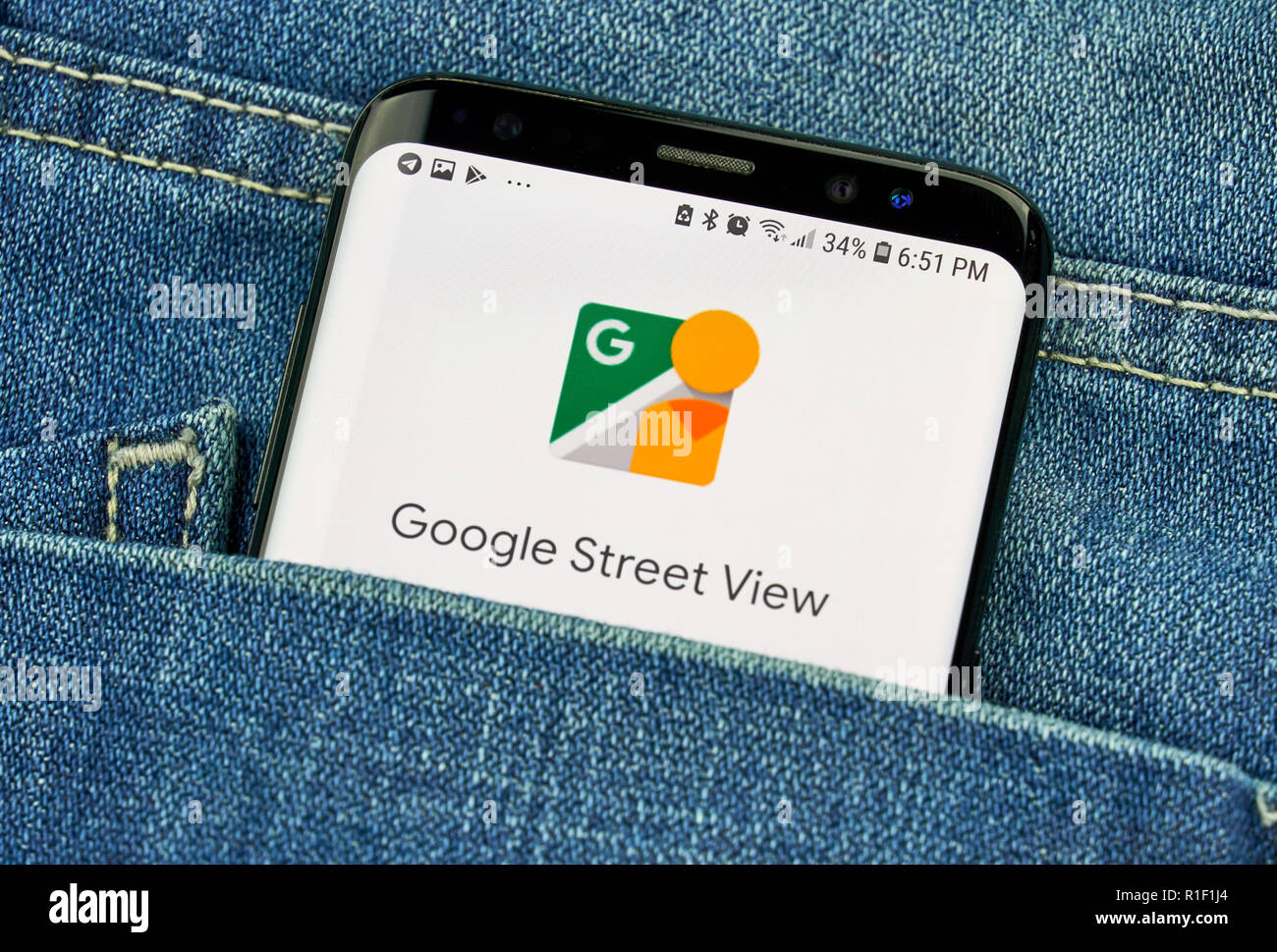 Google Street View App High Resolution Stock Photography and Images - Alamy