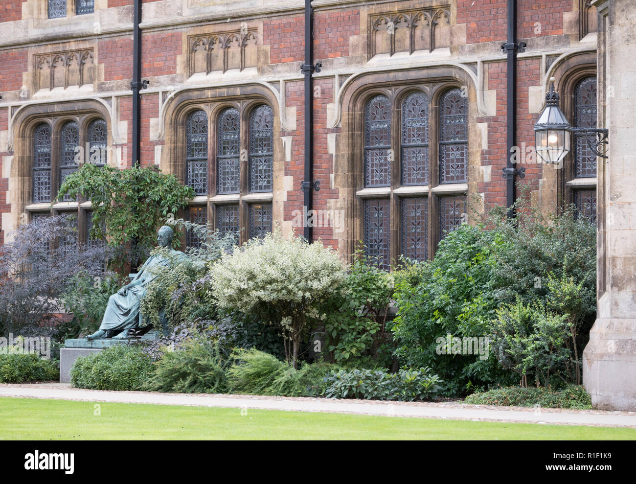 Cambridge is the county town hi-res stock photography and images - Alamy