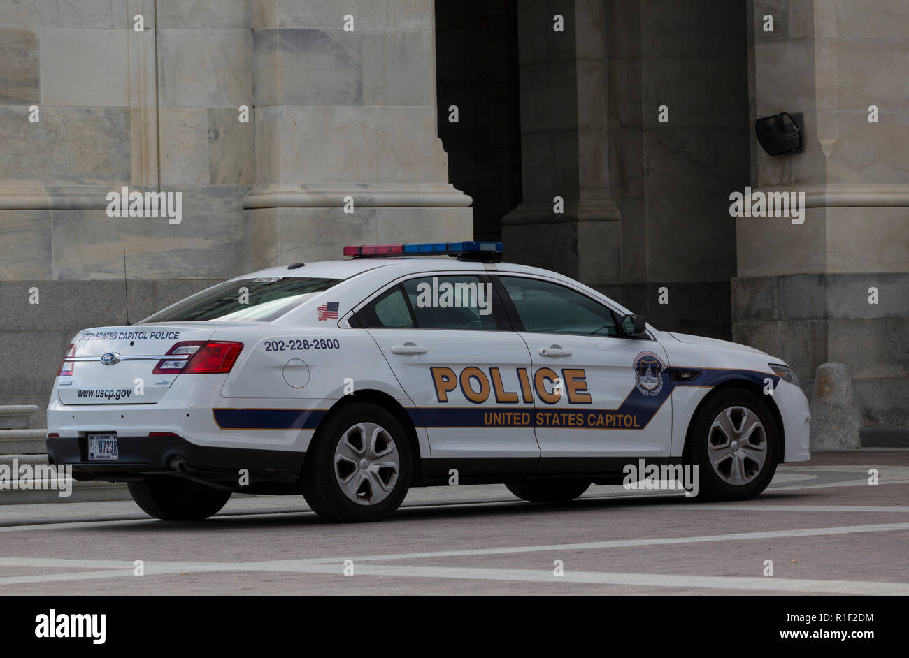 Law enforcement vehicle hi-res stock photography and images - Alamy