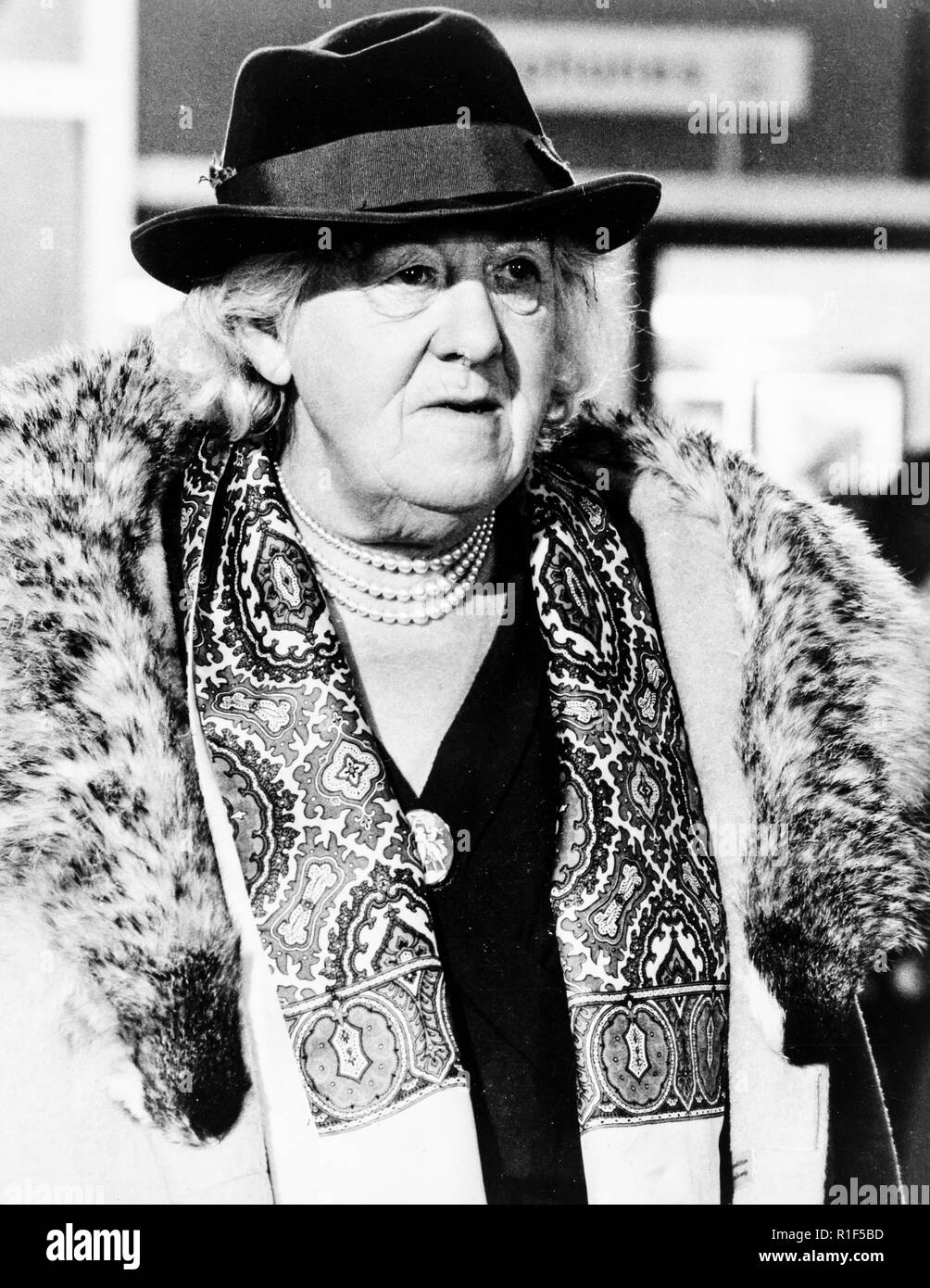 Margaret rutherford hi-res stock photography and images - Alamy