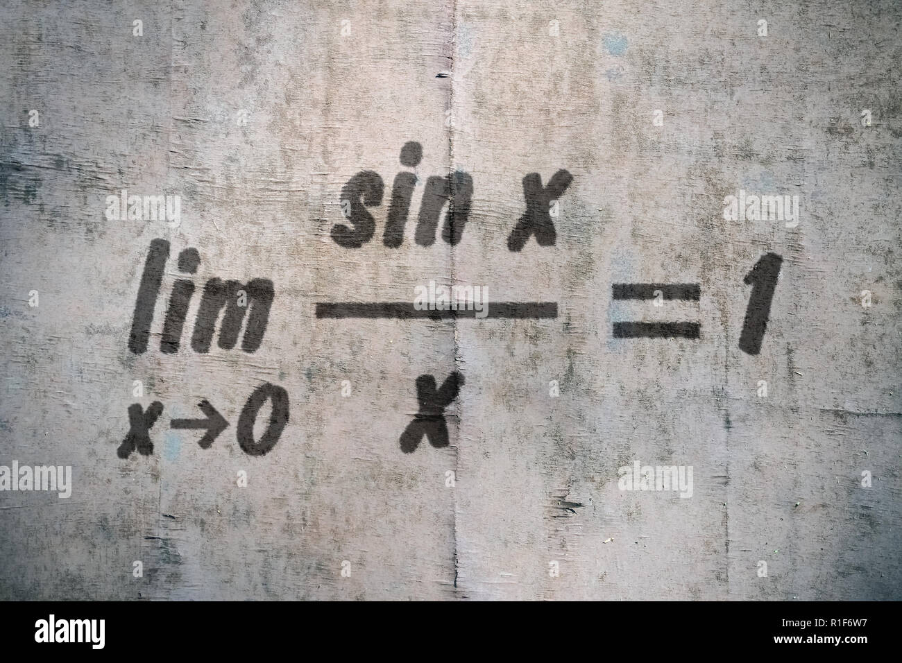 Example of a limit of fraction when the variable tends to zero Stock ...