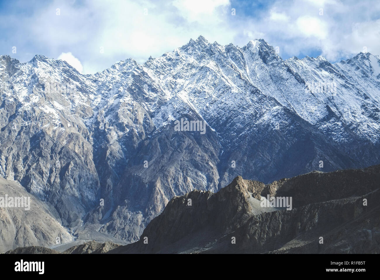 Karakoram mountains, pakistan hi-res stock photography and images - Alamy