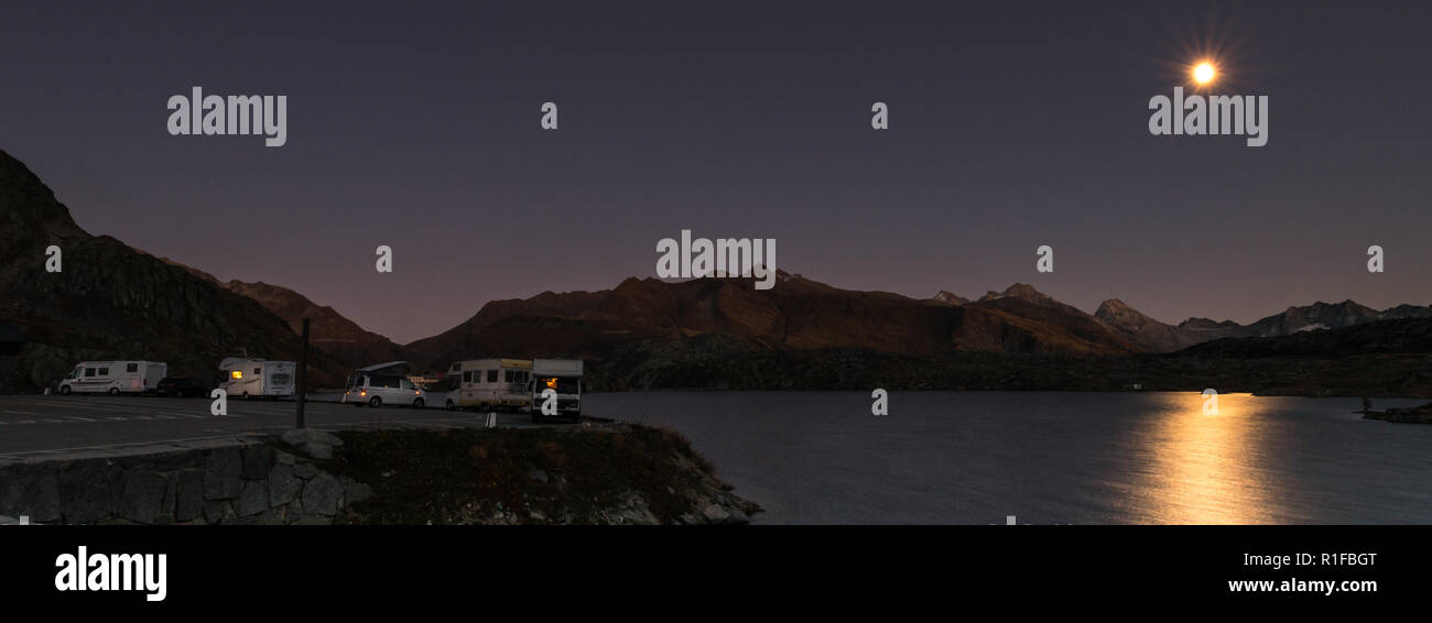 Stars and moon camper van hi-res stock photography and images - Alamy