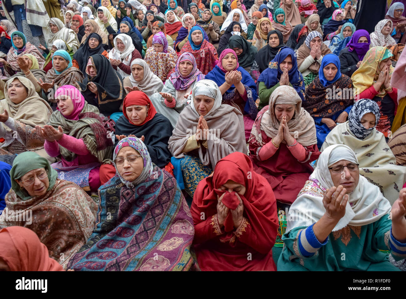 Sufi muslims praying hi-res stock photography and images - Alamy