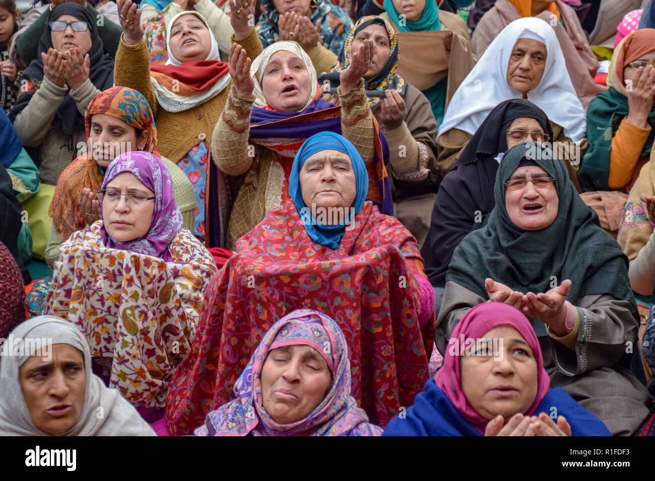 Sufi muslims praying hi-res stock photography and images - Alamy