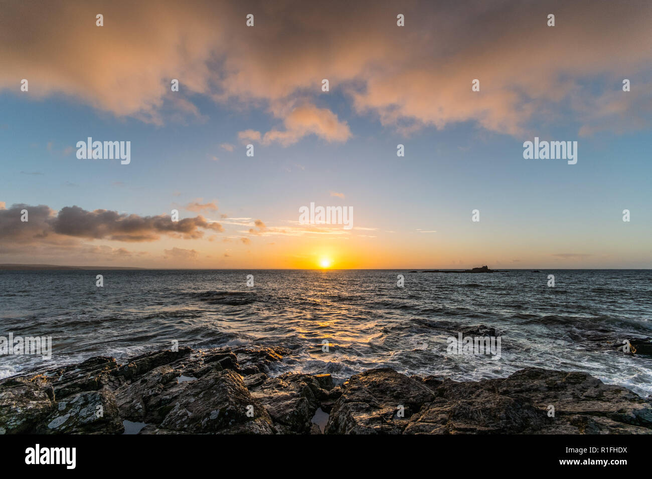 Sunny intervals hi-res stock photography and images - Alamy