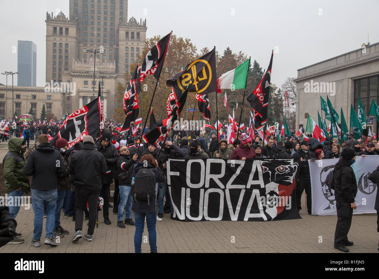 Forza nuova hi-res stock photography and images - Alamy