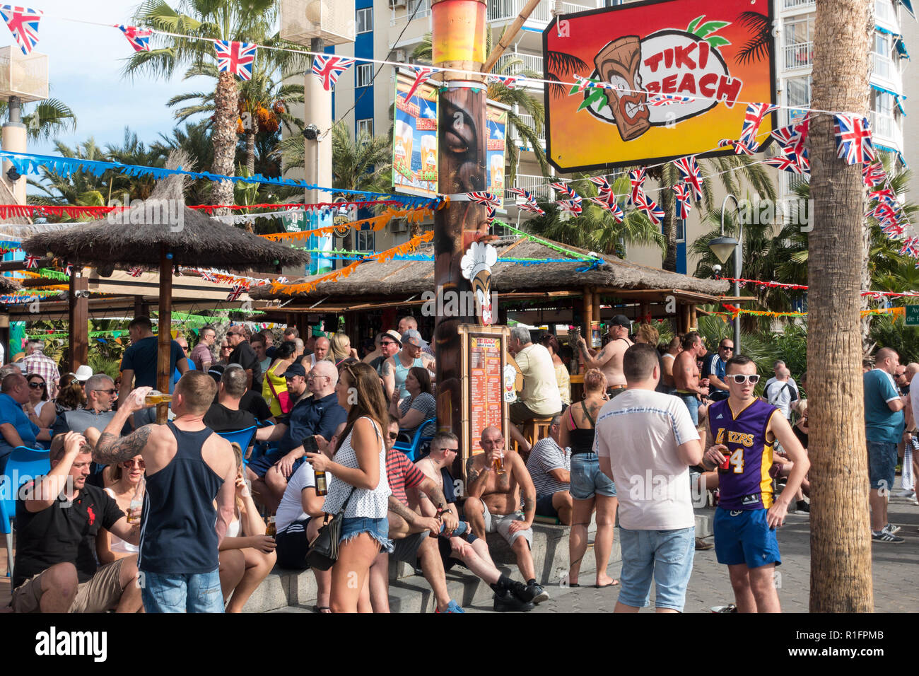 Brits Abroad Drunk Stock Photos & Brits Abroad Drunk Stock Images - Alamy