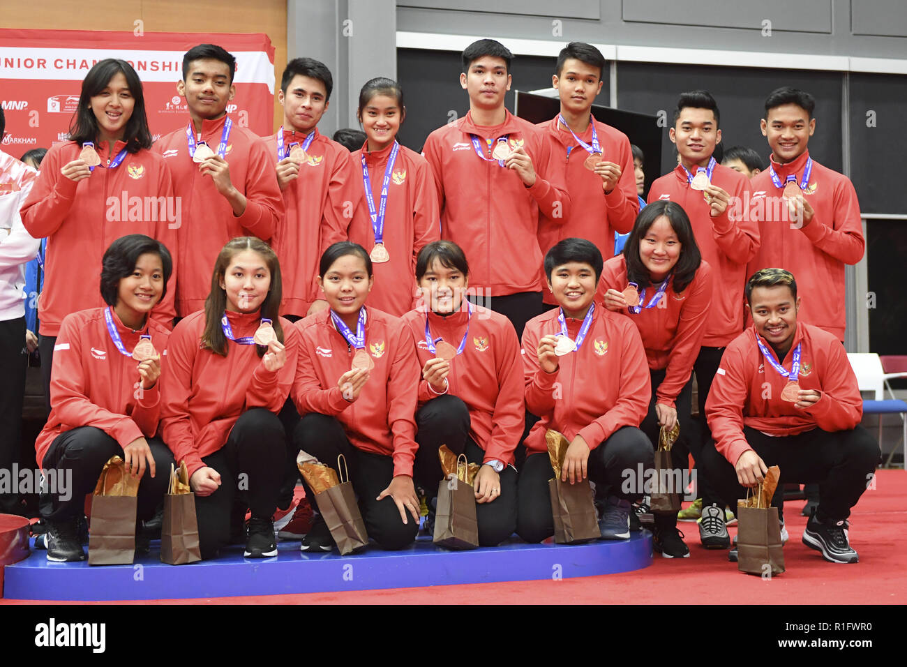Badminton team hi-res stock photography and images - Alamy