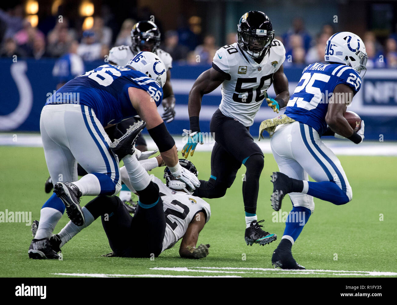 Quenton nelson colts hi-res stock photography and images - Alamy