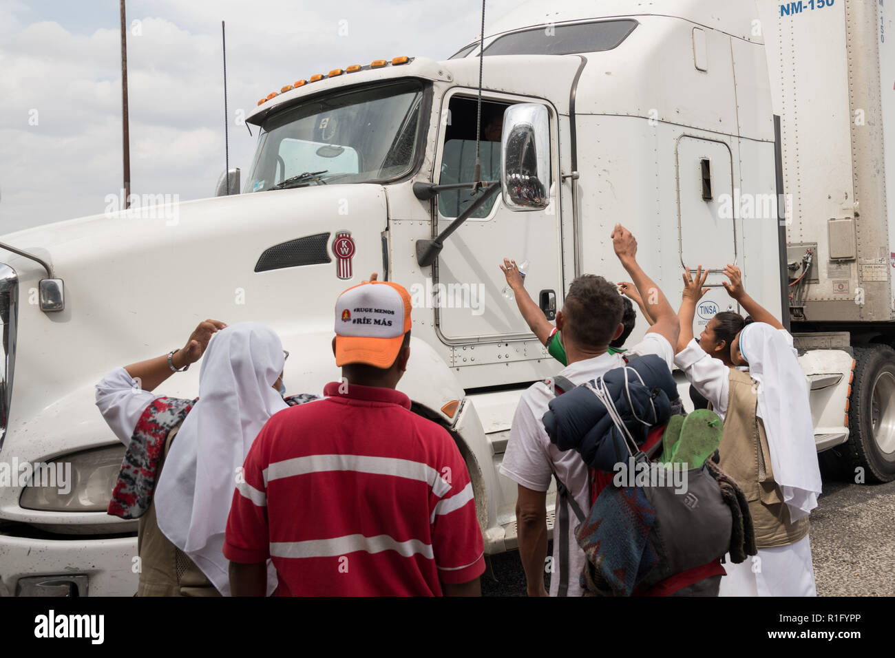 Mexico border trucks hi-res stock photography and images - Alamy