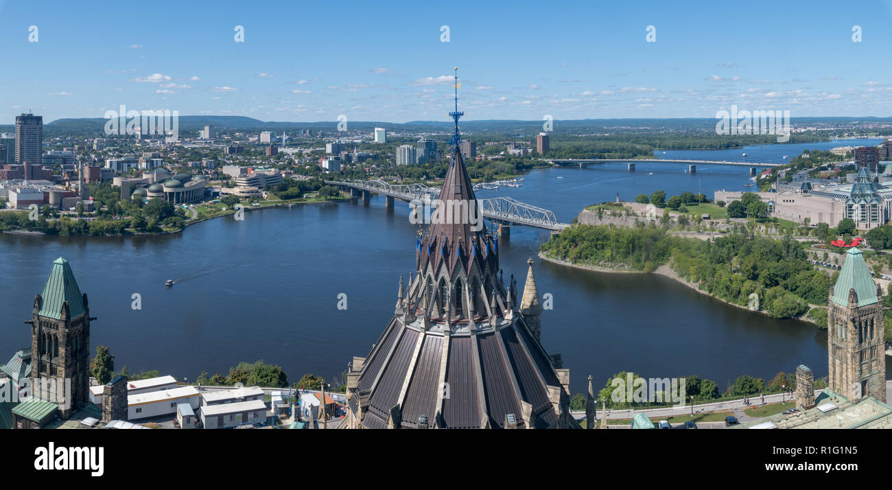 Ottawa parliament tower hi-res stock photography and images - Alamy
