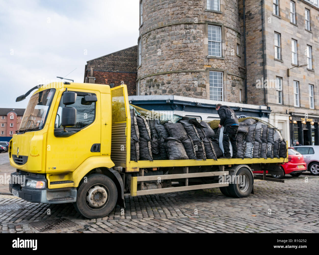 Coal delivery man hi-res stock photography and images - Alamy