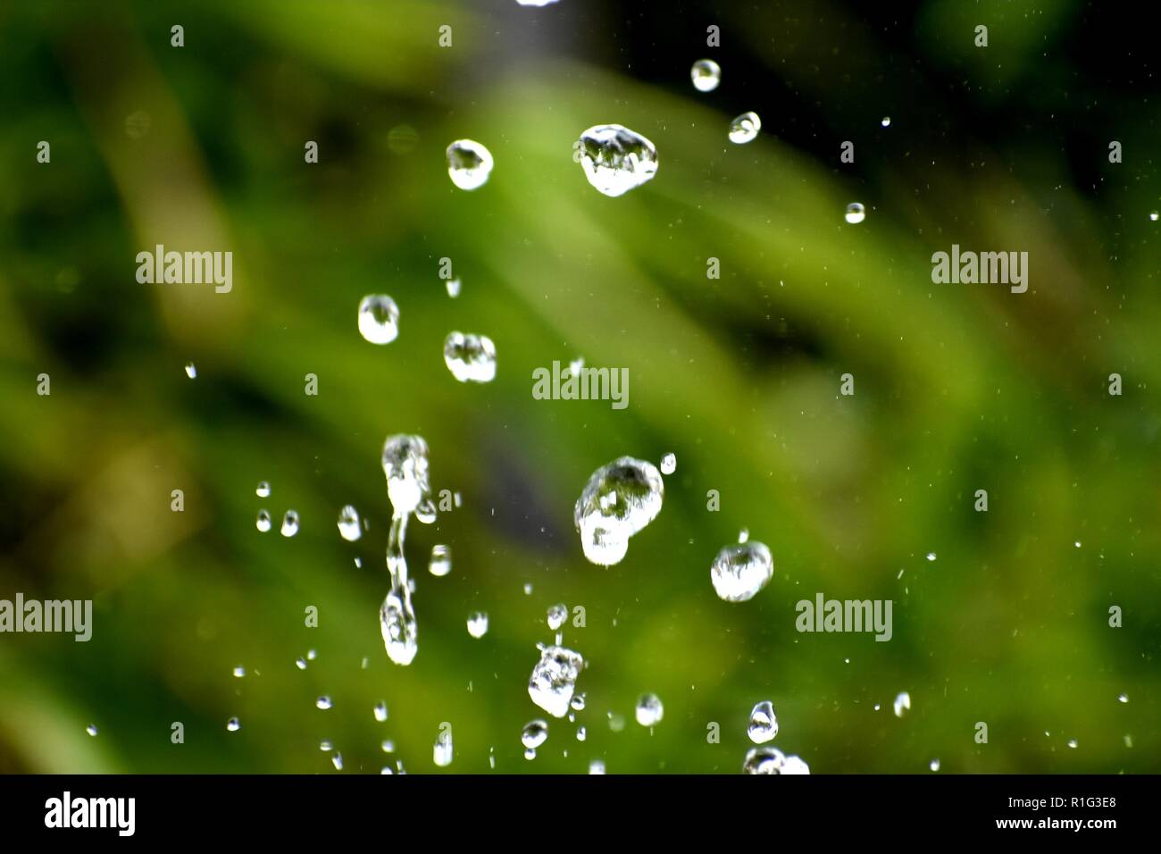 Flying drops hi-res stock photography and images - Alamy