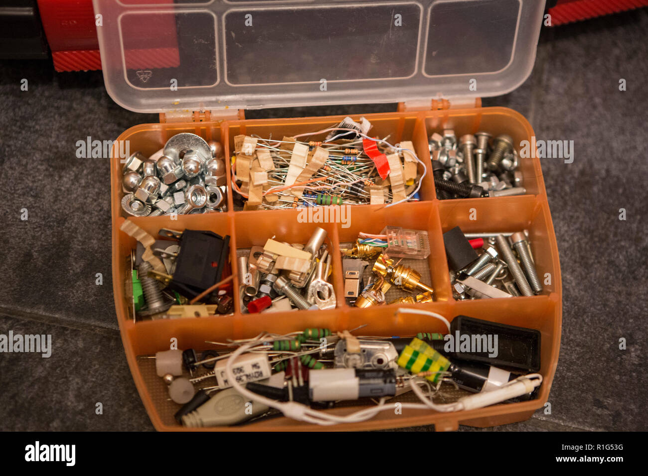 Tech screw hi-res stock photography and images - Alamy