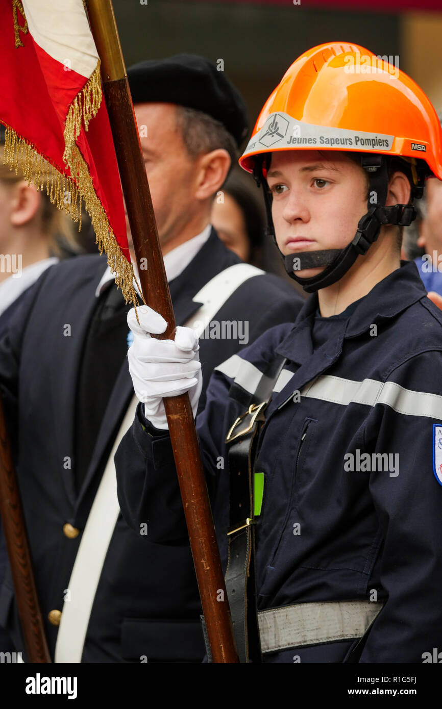 Sapeur pompier hi-res stock photography and images - Alamy