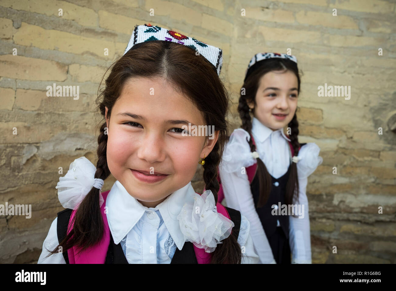 Uzbekistan children hi-res stock photography and images - Alamy
