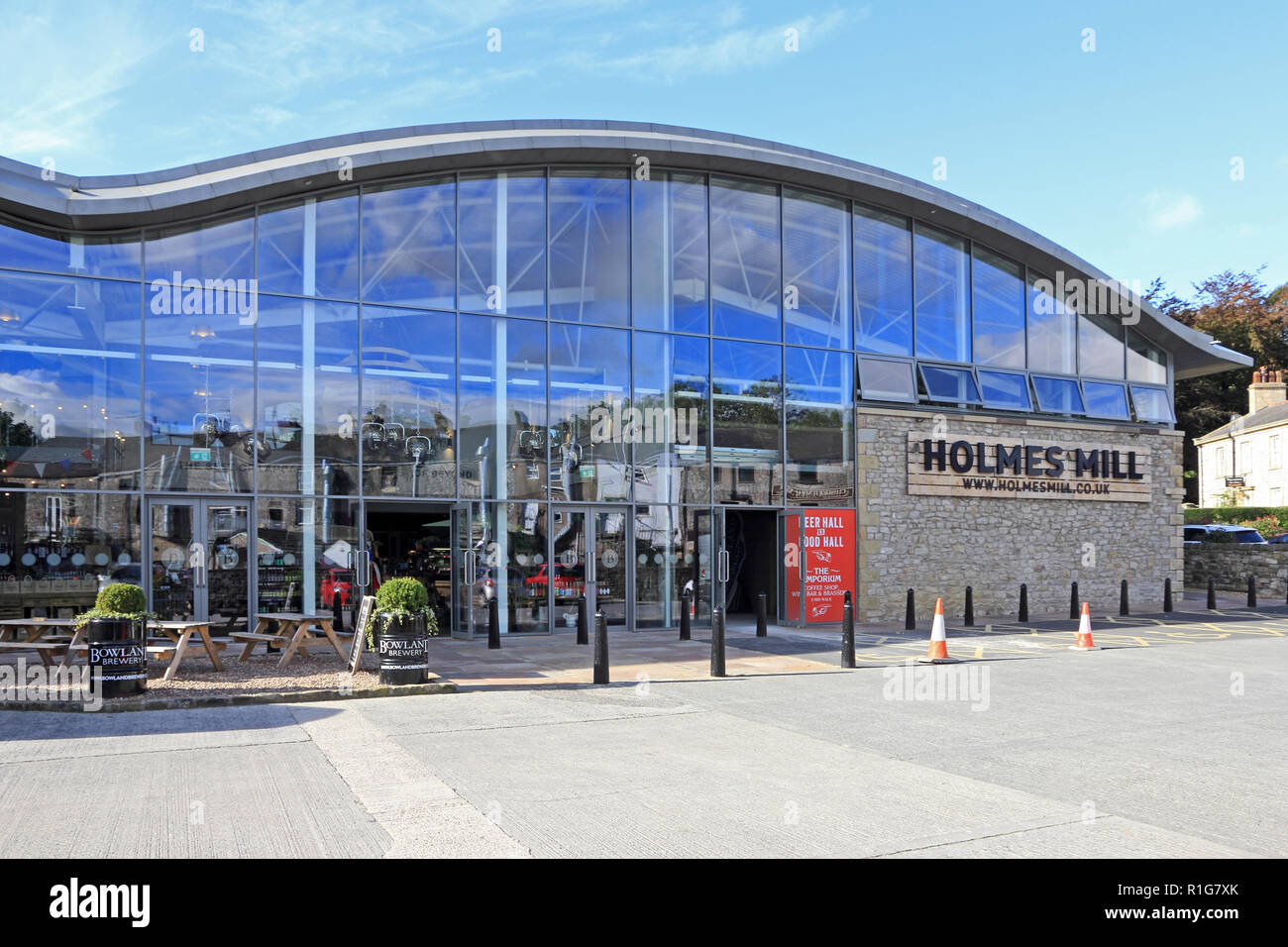 Brewery complex hi-res stock photography and images - Alamy