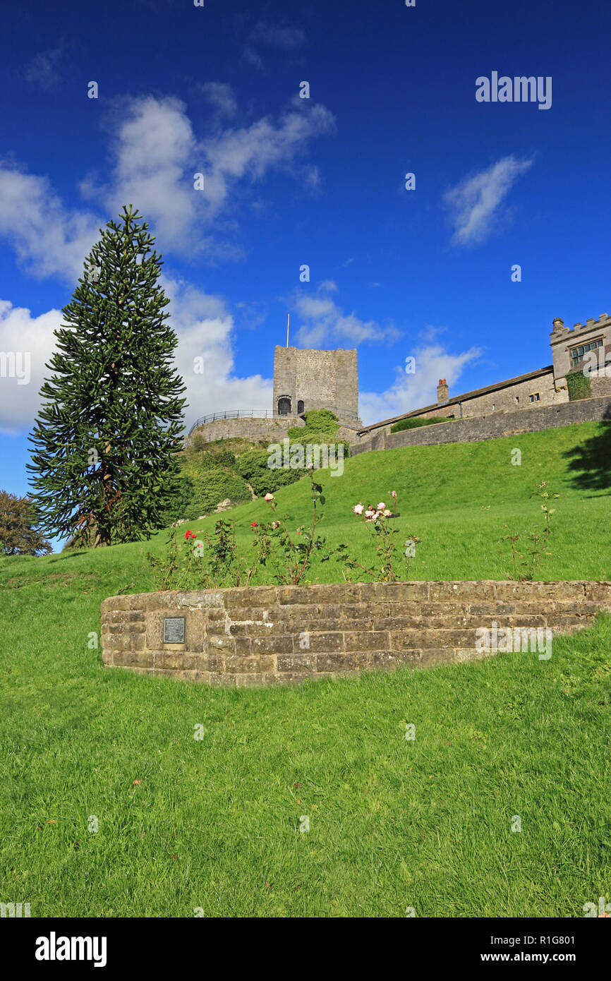Clitheroe castle hi-res stock photography and images - Alamy