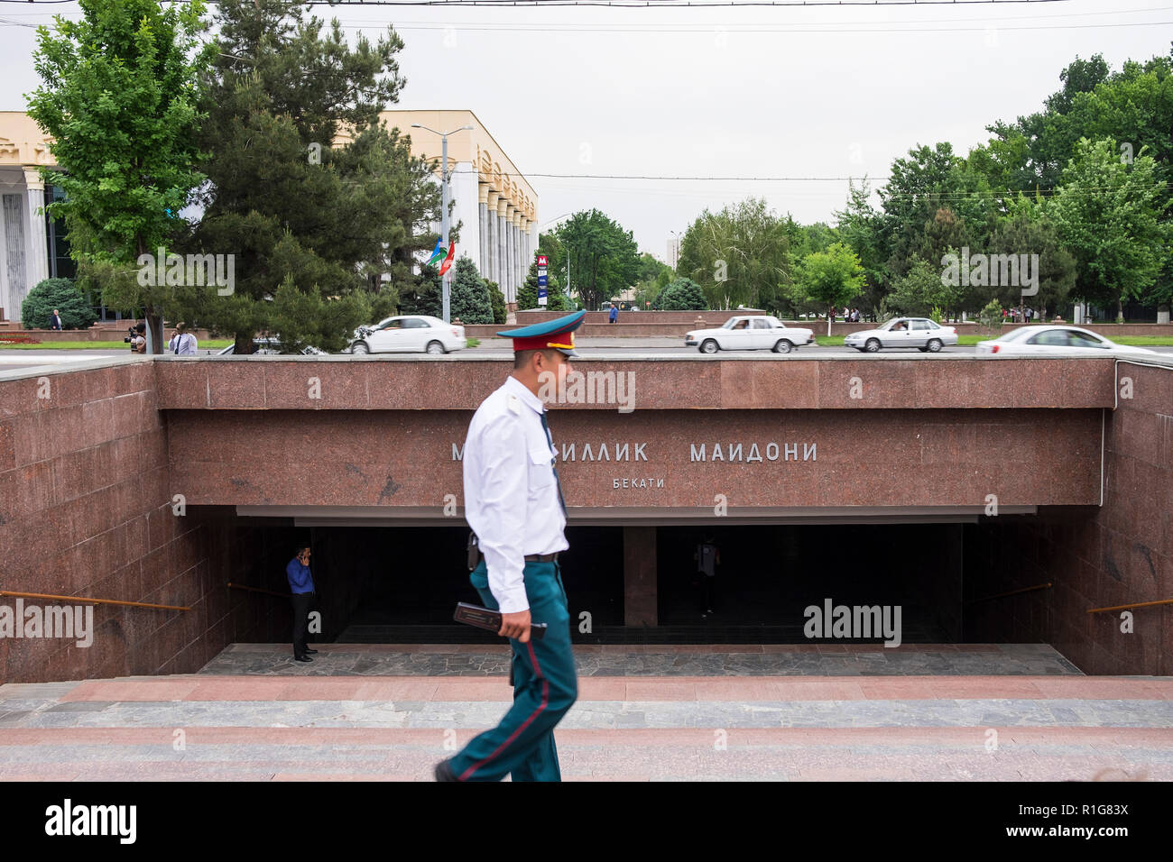 Uzbekistan police policemen hi-res stock photography and images - Alamy