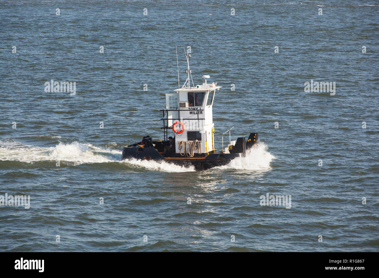 Pusher craft hi-res stock photography and images - Alamy