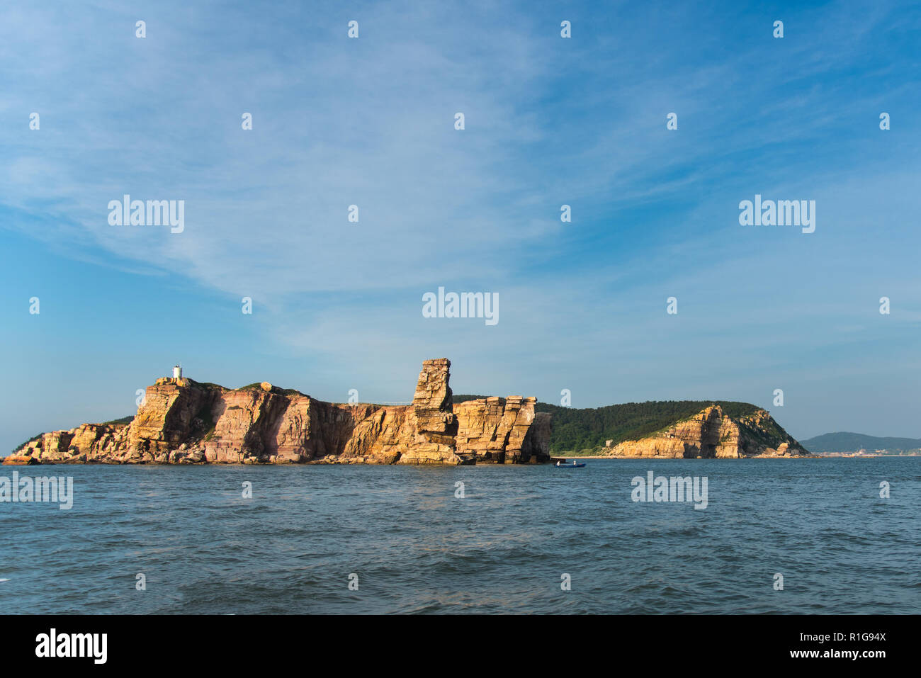 Sea stack in hi-res stock photography and images - Alamy