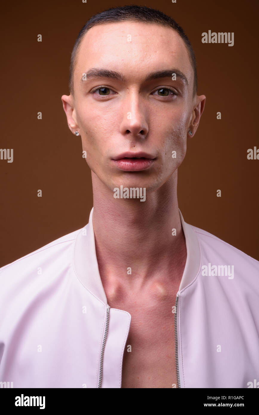 Androgynous is pink hi-res stock photography and images - Alamy