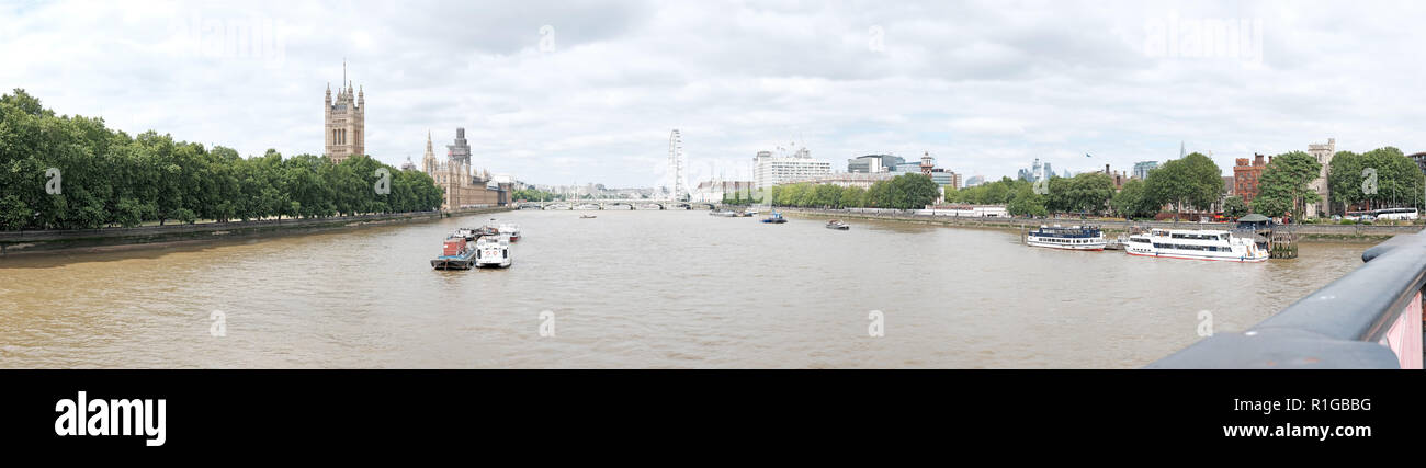 House bridge river thames place of interest capital city hi-res stock ...