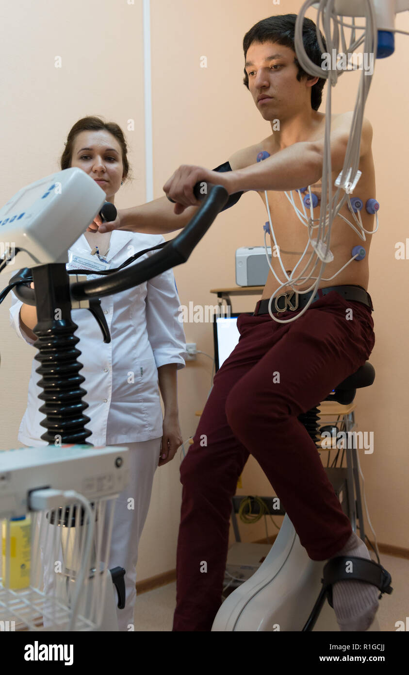 Russian patient talking with doctor, Astrakhan, Russia Stock Photo - Alamy