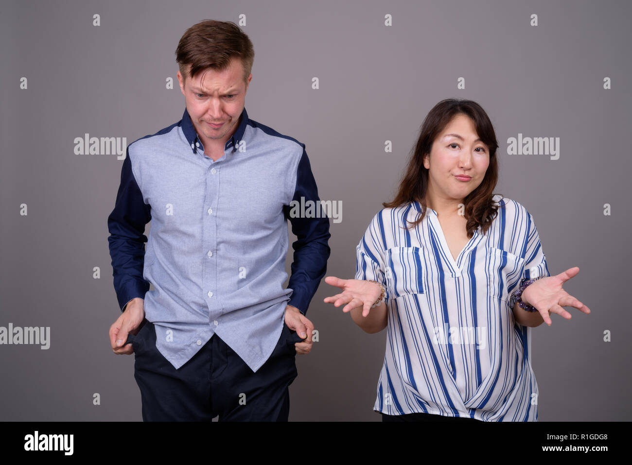 Poor couple hi-res stock photography and images - Alamy