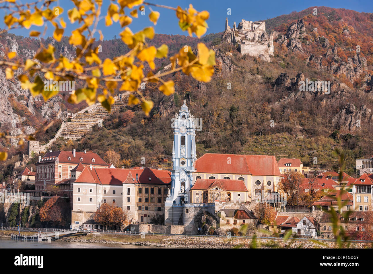 Panorama of Duernstein village with castle during autumn in Austria ...