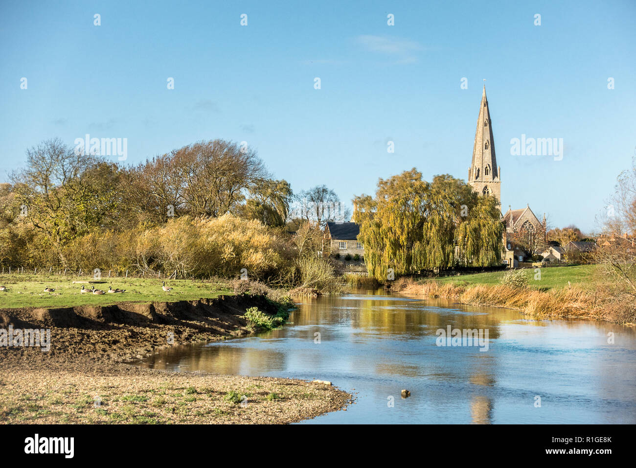 River great ouse milton keynes hi-res stock photography and images - Alamy