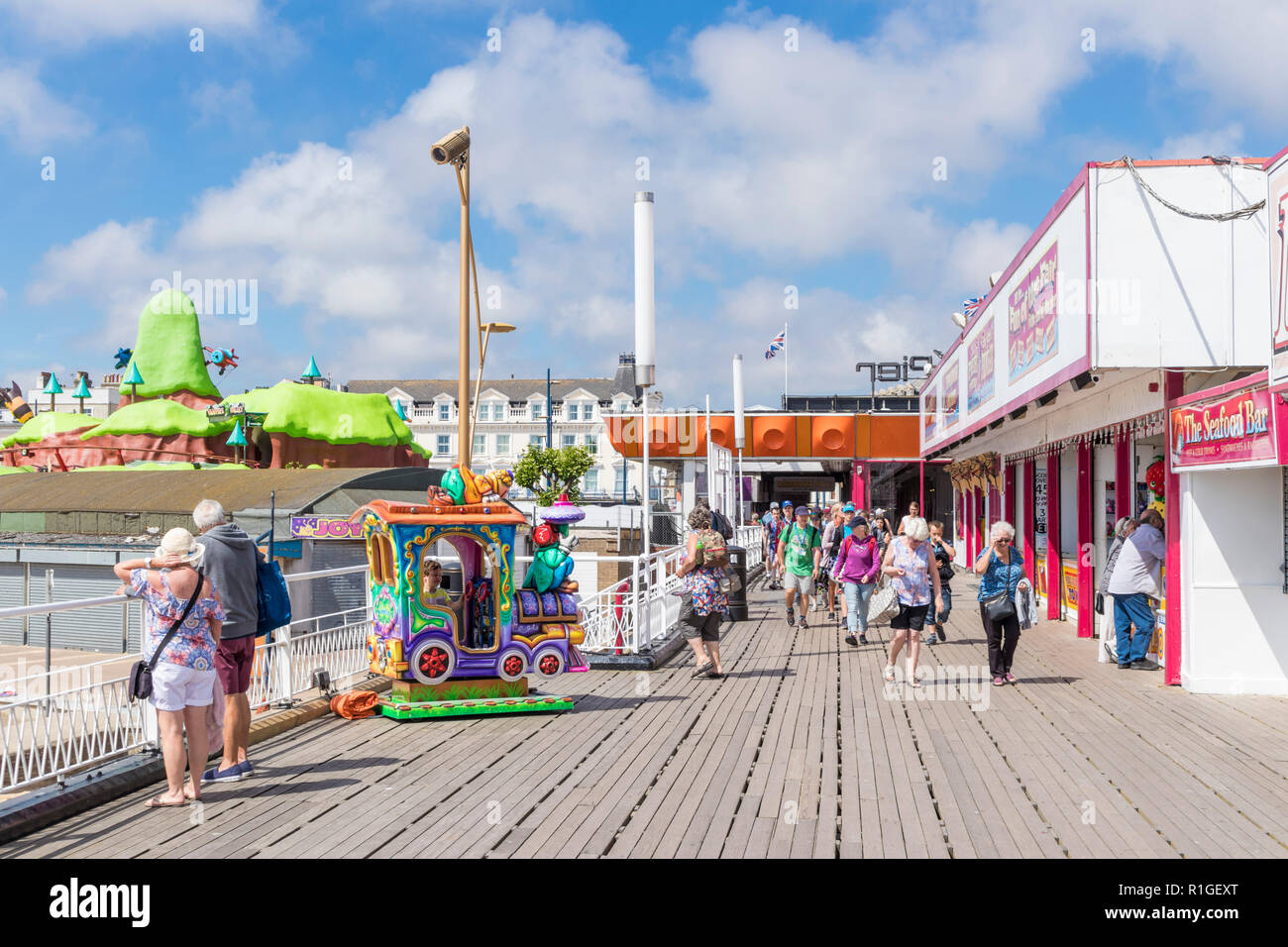 Seaside amusement center hi-res stock photography and images - Alamy
