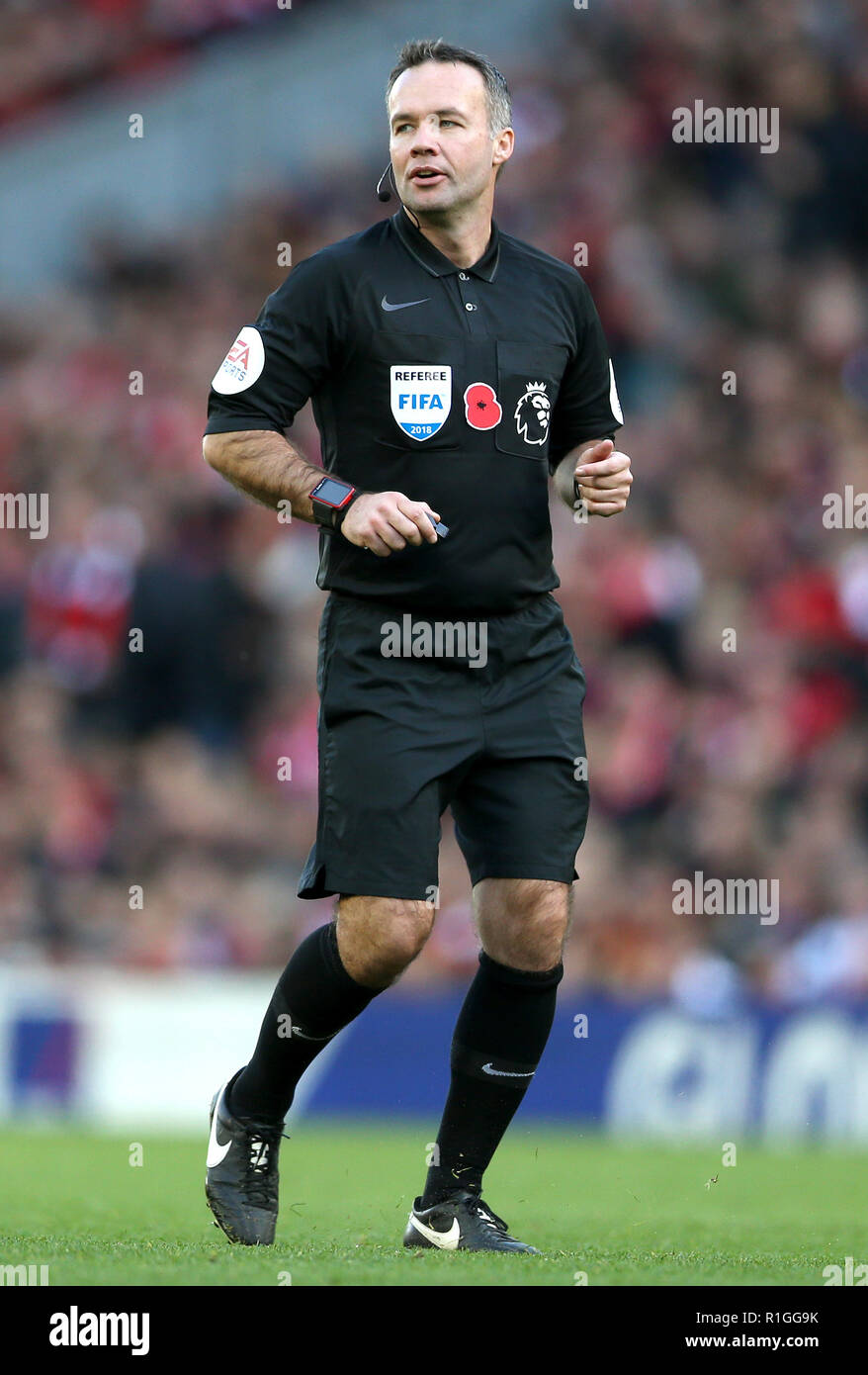 Paul tierney referee hi-res stock photography and images - Alamy