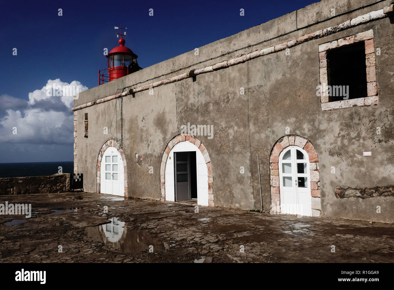 The Nazare lighthouse on the roof of Forte Sao Miguel Arcanjo. Nazaré ...