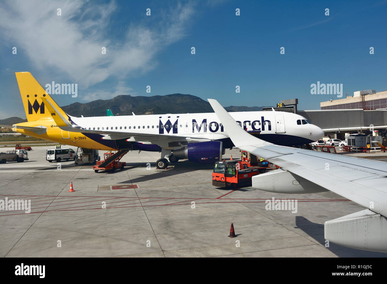 Monarch airline aircraft hi-res stock photography and images - Alamy