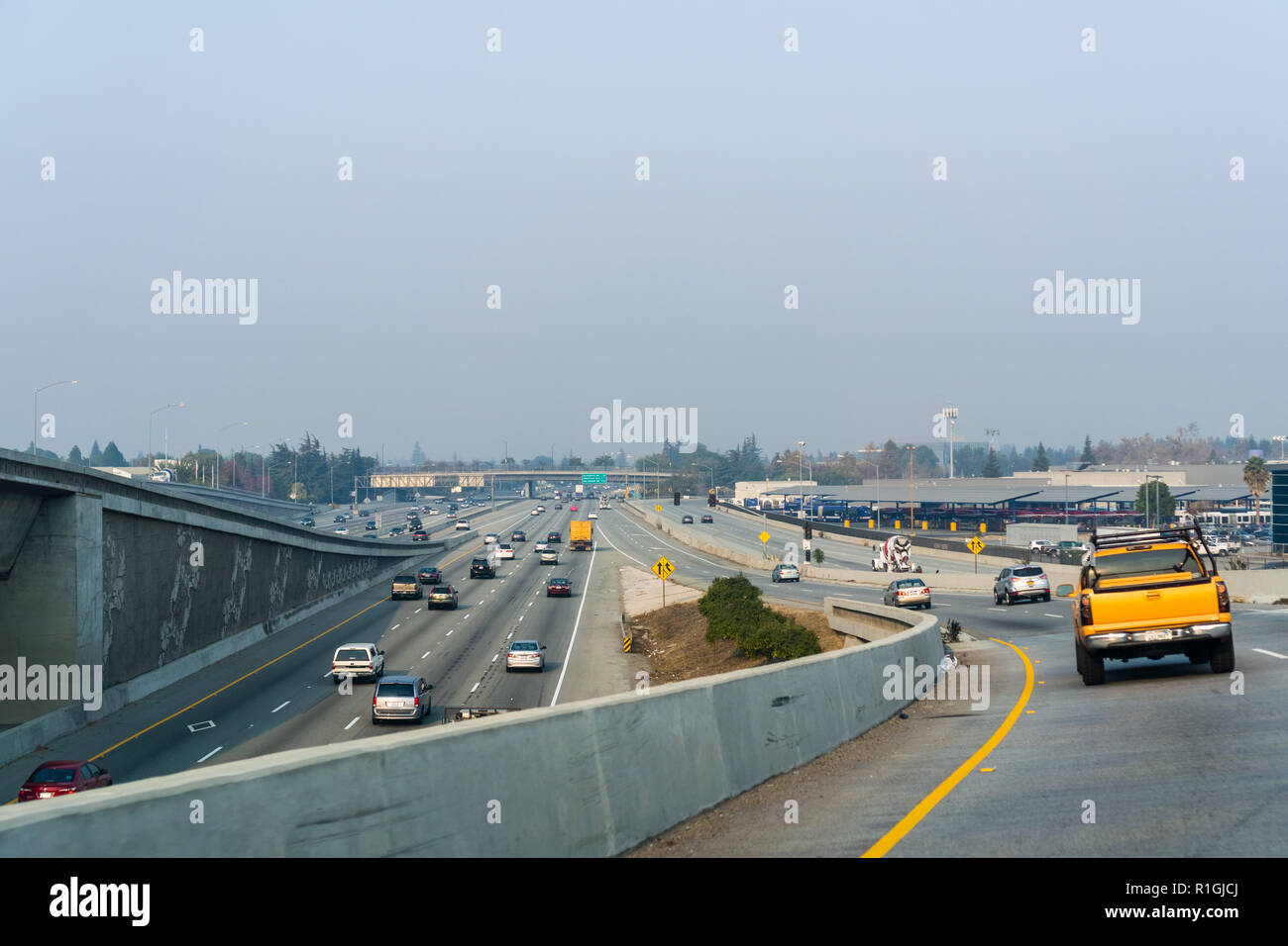 Freeway interchange hi-res stock photography and images - Alamy