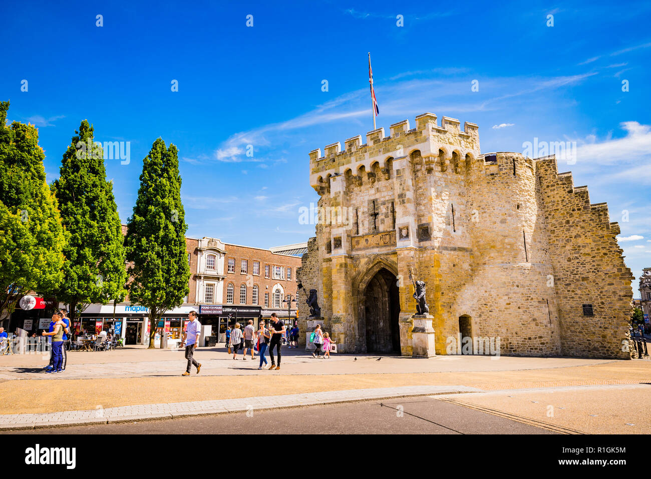Medieval gate bargate hi-res stock photography and images - Alamy
