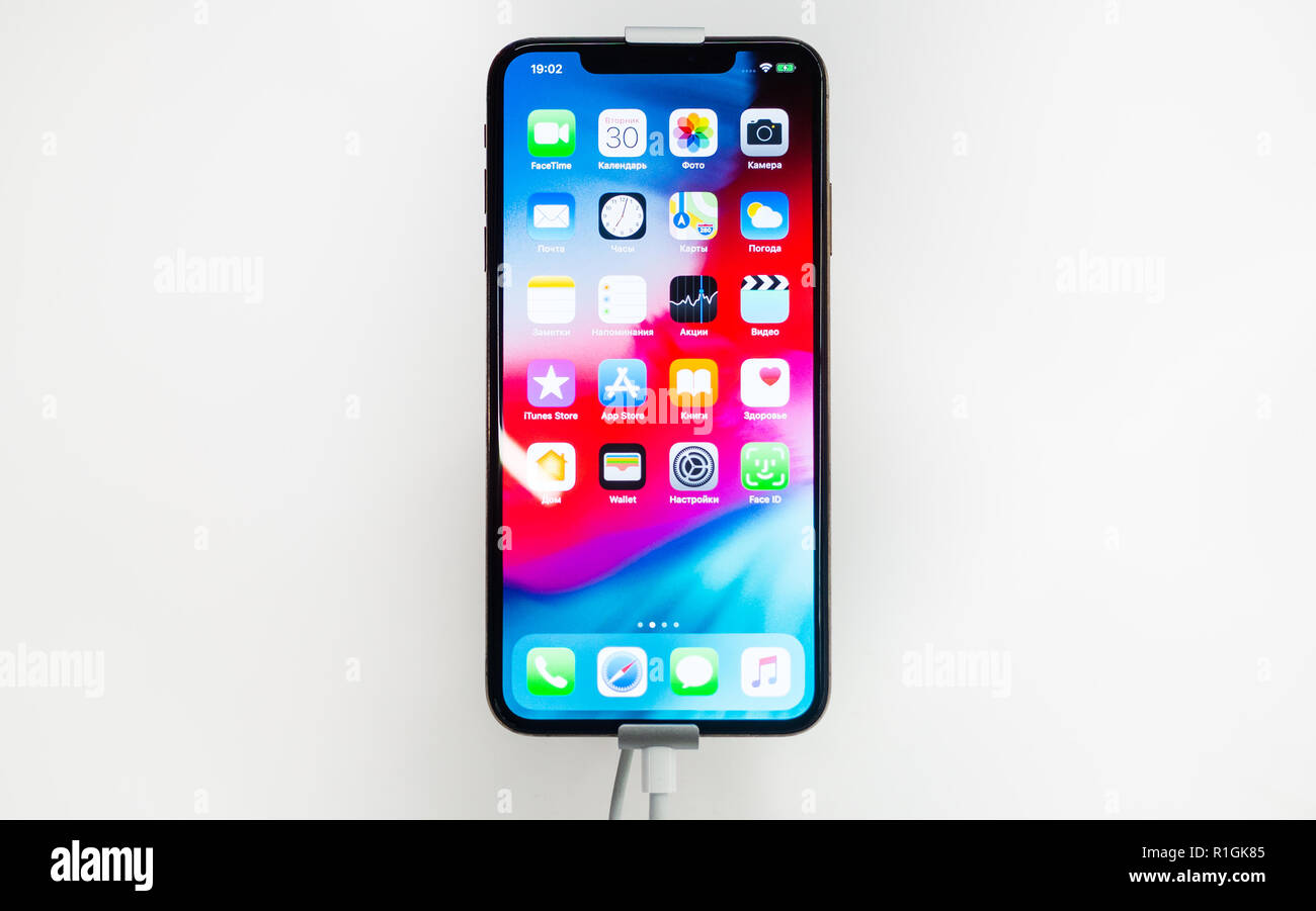 Unboxing new phone hi-res stock photography and images - Alamy