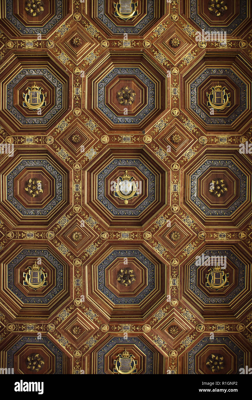 Coffered ceilings hi-res stock photography and images - Alamy