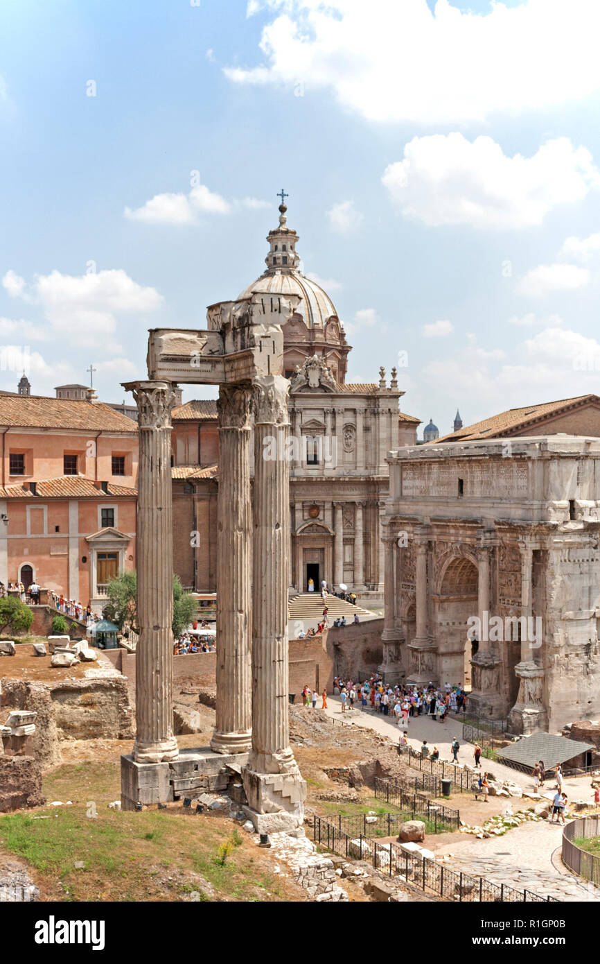 Ancient Roman Ruins Stock Photo - Alamy